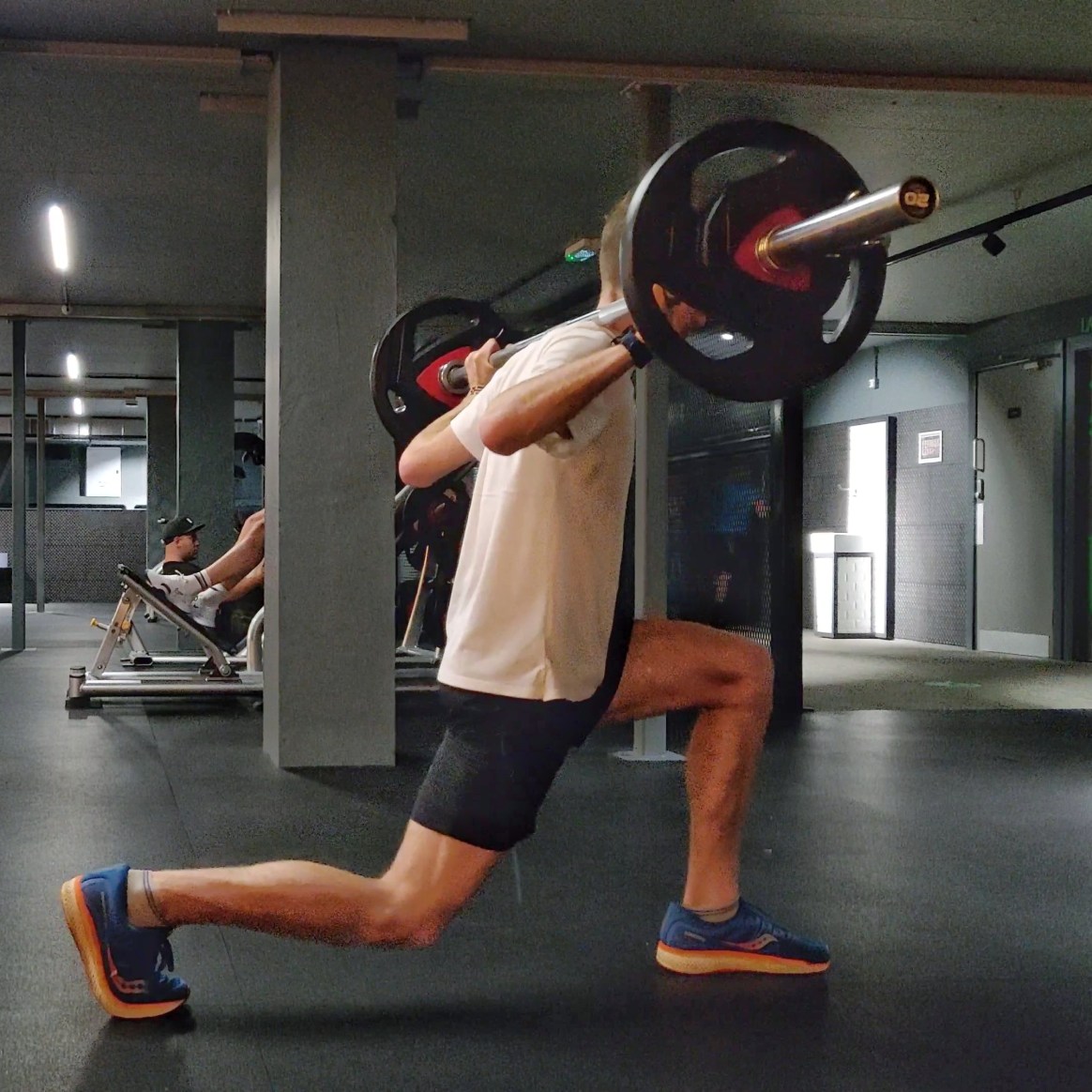 Why Runners Should Lift Weights – Train Smarter Run Faster